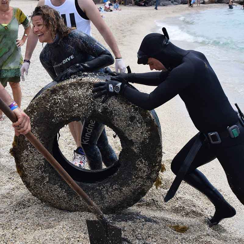 Underwater & Beach Clean Ups - ALL FOR BLUE